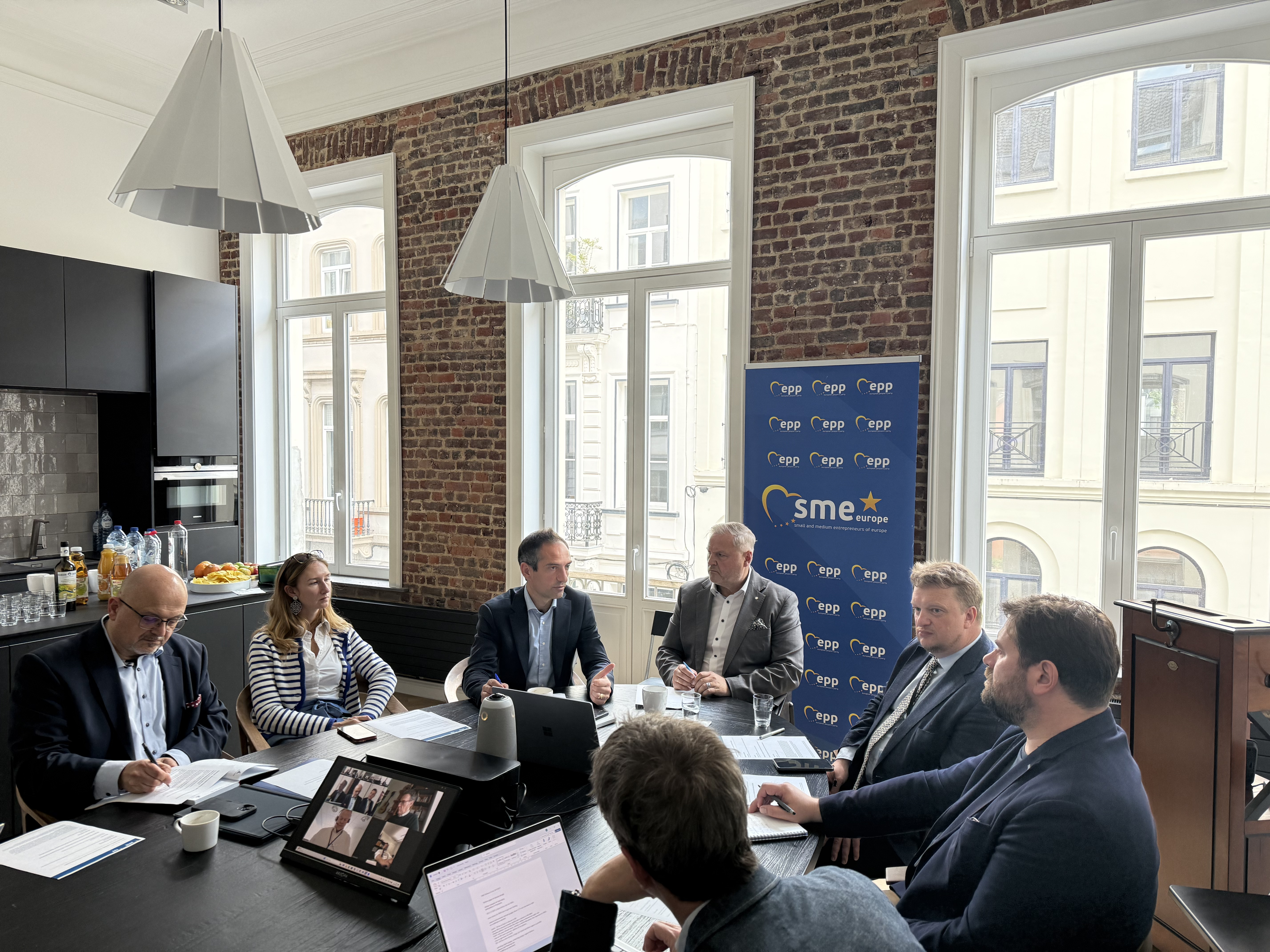 SME Europe European Defence and SMEs' Involvement: Innovation and New ...